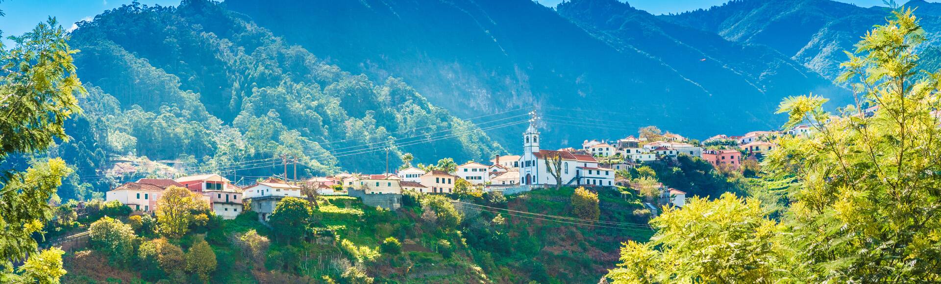 Oceania Experience - Chef Pépin’s Shallow-Poached Fish - Oceania Cruises