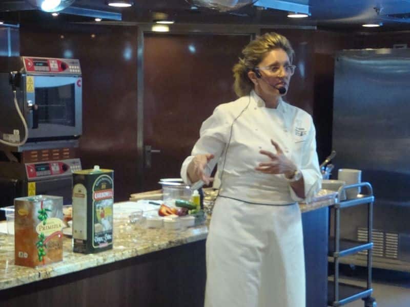Oceania Experience - COOKING WITH CHEF KELLY IN MARINA'S BON APPETIT ...